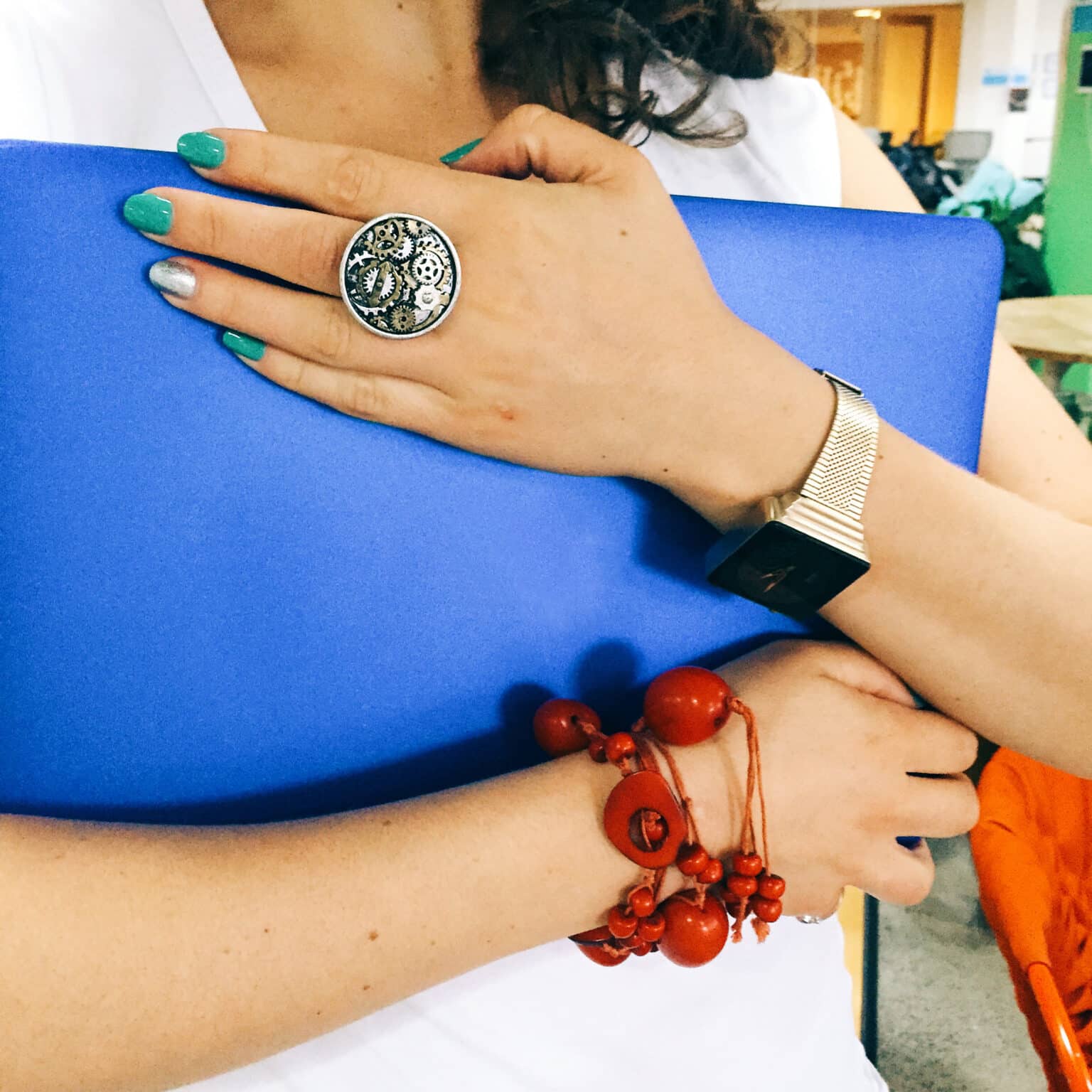 Comment fabriquer des bijoux en pâte de métal - Artisanat d'art